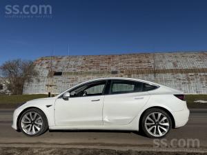 Balts Tesla Model 3 2020 Jelgava, ar dzinēja tilpumu 0.00 L un nobraukumu 99 tūkst. km par 12500 €, foto 10 vietnē AUTOMOTO.COM.LV