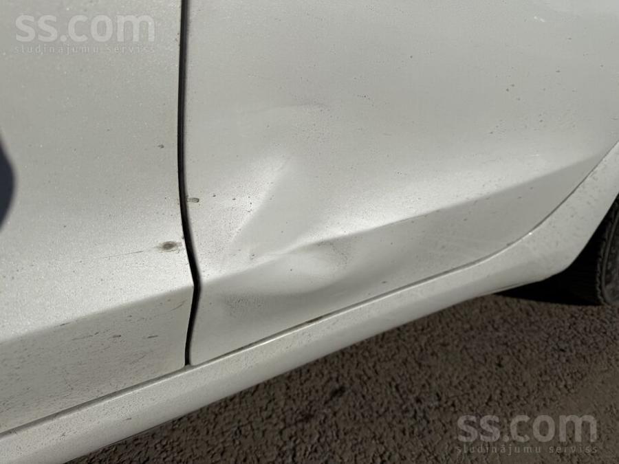 Balts Tesla Model 3 2020 Jelgava, ar dzinēja tilpumu 0.00 L un nobraukumu 99 tūkst. km par 12500 €, foto 11 vietnē AUTOMOTO.COM.LV