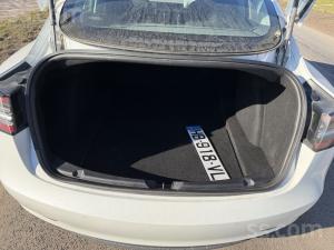 Balts Tesla Model 3 2020 Jelgava, ar dzinēja tilpumu 0.00 L un nobraukumu 99 tūkst. km par 12500 €, foto 16 vietnē AUTOMOTO.COM.LV