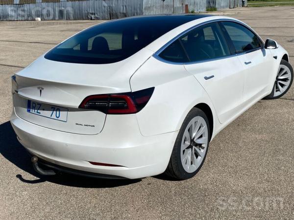 Белый Тесла Модель 3 2020 в Рига, объемом двигателя 0.00 л и пробегом 98 тыс. км за 21250 €, фото 5 на AUTOMOTO.COM.LV