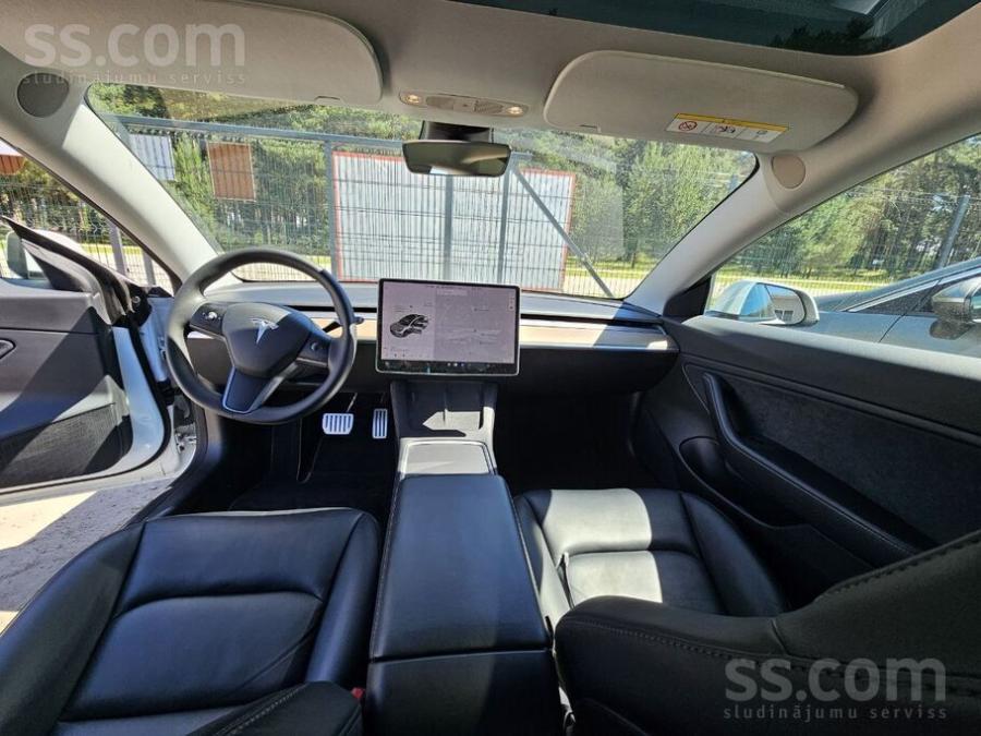 Balts Tesla Model 3 2020 Rīga, ar dzinēja tilpumu 0.00 L un nobraukumu 72 tūkst. km par 23900 €, foto 9 vietnē AUTOMOTO.COM.LV