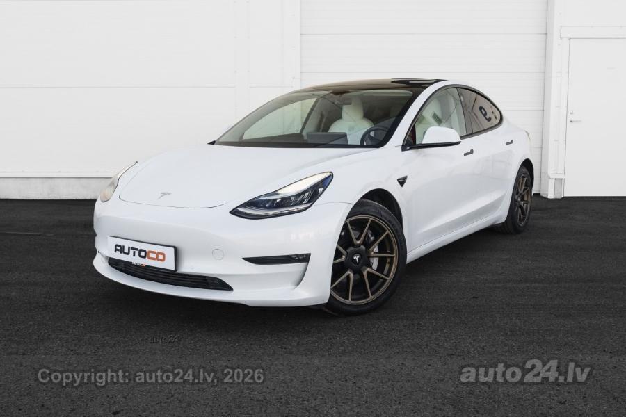 Balts Tesla Model 3 2020 Tallina, ar dzinēja tilpumu 0.00 L un nobraukumu 95 tūkst. km par 29999 €, foto 1 vietnē AUTOMOTO.COM.LV
