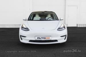 Balts Tesla Model 3 2020 Tallina, ar dzinēja tilpumu 0.00 L un nobraukumu 95 tūkst. km par 29999 €, foto 3 vietnē AUTOMOTO.COM.LV