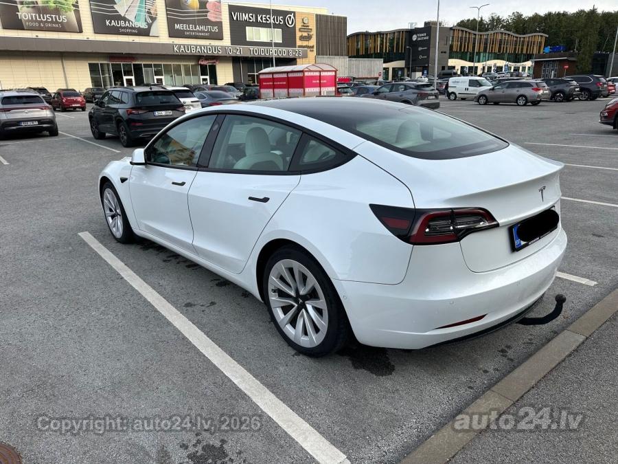 Balts Tesla Model 3 2020 Tallina, ar dzinēja tilpumu 0.00 L un nobraukumu 102 tūkst. km par 26400 €, foto 4 vietnē AUTOMOTO.COM.LV