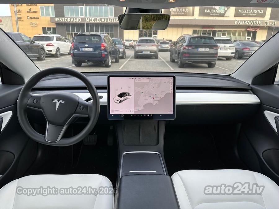 Balts Tesla Model 3 2020 Tallina, ar dzinēja tilpumu 0.00 L un nobraukumu 102 tūkst. km par 26400 €, foto 7 vietnē AUTOMOTO.COM.LV