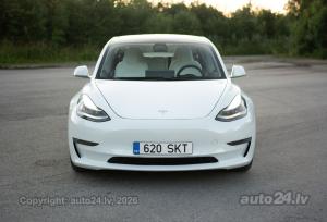 Balts Tesla Model 3 2020 Pērnava, ar dzinēja tilpumu 0.00 L un nobraukumu 62 tūkst. km par 21990 €, foto 3 vietnē AUTOMOTO.COM.LV