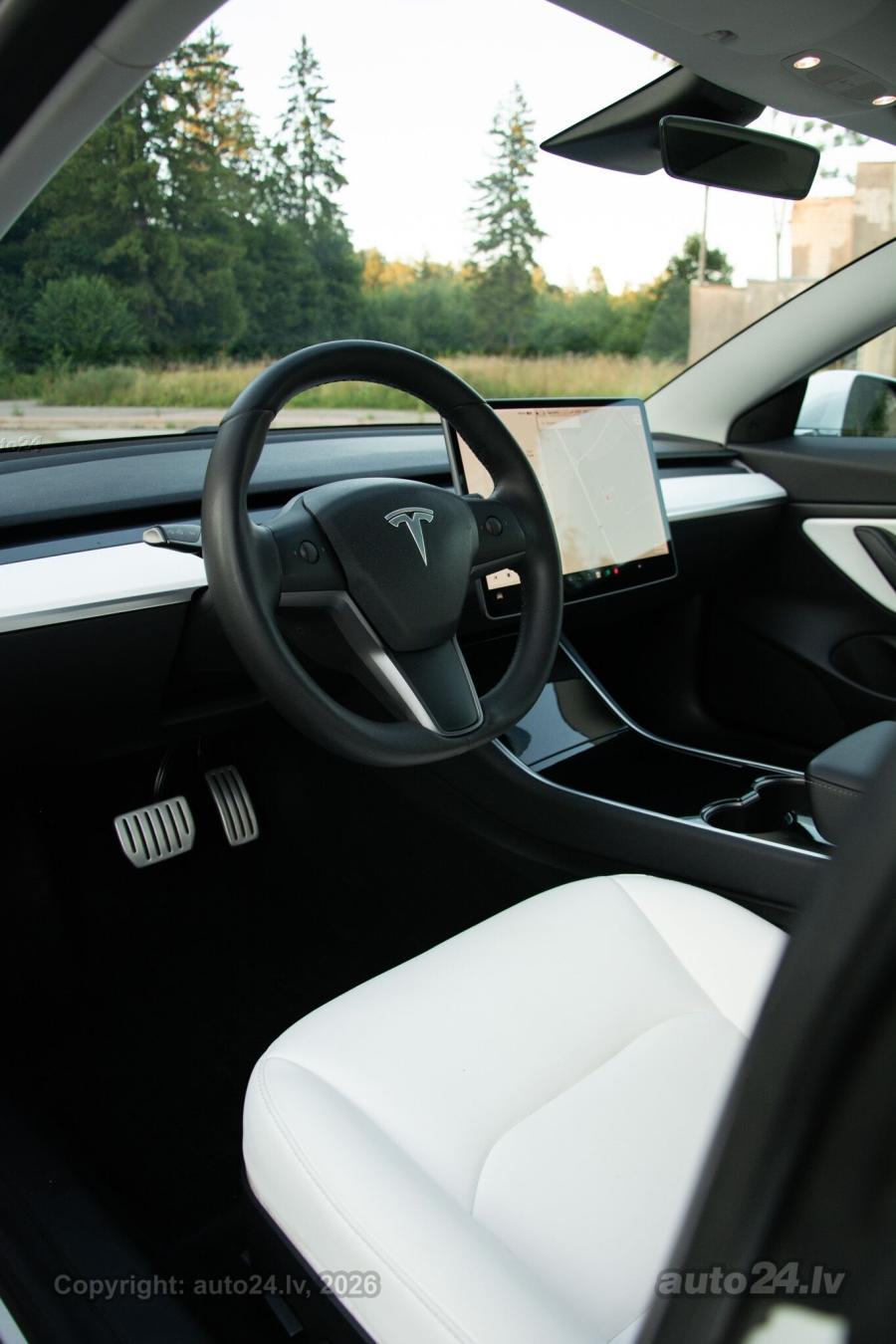 Balts Tesla Model 3 2020 Pērnava, ar dzinēja tilpumu 0.00 L un nobraukumu 62 tūkst. km par 21990 €, foto 11 vietnē AUTOMOTO.COM.LV