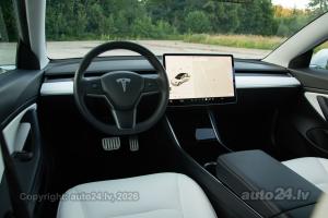 Balts Tesla Model 3 2020 Pērnava, ar dzinēja tilpumu 0.00 L un nobraukumu 62 tūkst. km par 21990 €, foto 13 vietnē AUTOMOTO.COM.LV