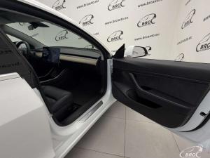 Balts Tesla Model 3 2020 Viļņa, ar dzinēja tilpumu 0.00 L un nobraukumu 172 tūkst. km par 15600 €, foto 10 vietnē AUTOMOTO.COM.LV