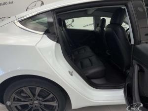 Balts Tesla Model 3 2020 Viļņa, ar dzinēja tilpumu 0.00 L un nobraukumu 172 tūkst. km par 15600 €, foto 11 vietnē AUTOMOTO.COM.LV