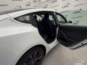 Balts Tesla Model 3 2020 Viļņa, ar dzinēja tilpumu 0.00 L un nobraukumu 172 tūkst. km par 15600 €, foto 14 vietnē AUTOMOTO.COM.LV