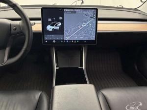 Balts Tesla Model 3 2020 Viļņa, ar dzinēja tilpumu 0.00 L un nobraukumu 172 tūkst. km par 15600 €, foto 16 vietnē AUTOMOTO.COM.LV