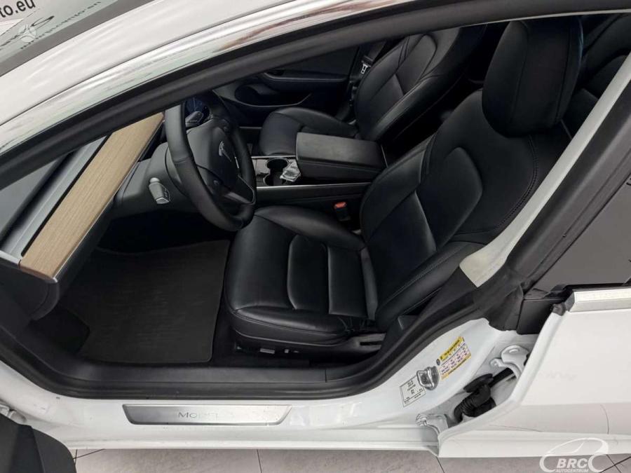Balts Tesla Model 3 2020 Viļņa, ar dzinēja tilpumu 0.00 L un nobraukumu 172 tūkst. km par 15600 €, foto 19 vietnē AUTOMOTO.COM.LV