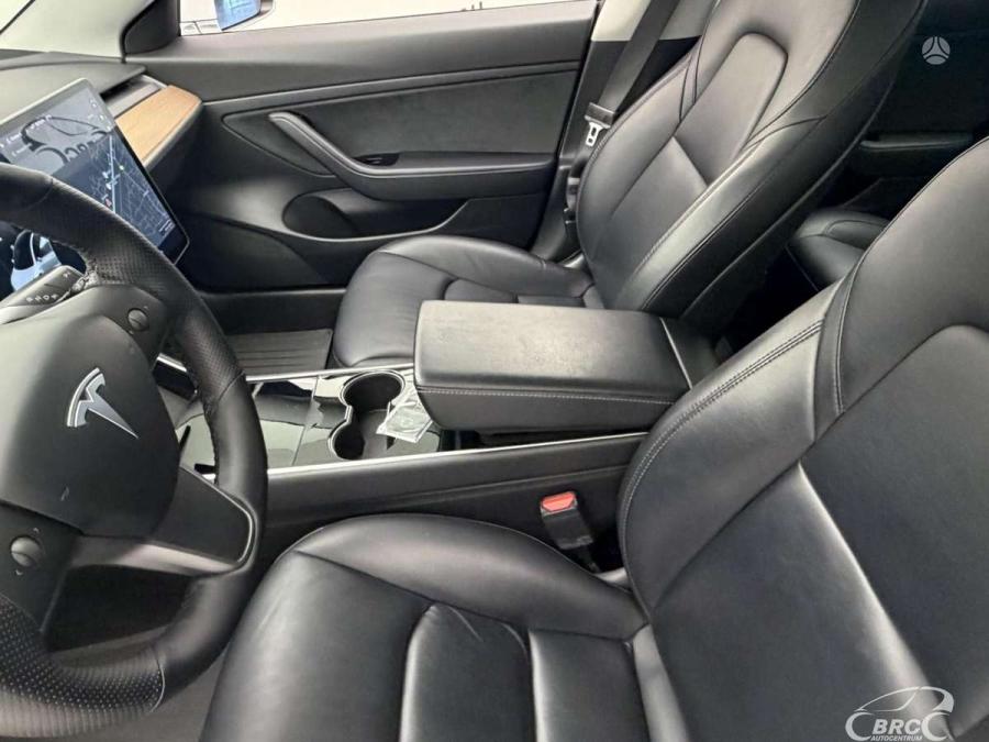 Balts Tesla Model 3 2020 Viļņa, ar dzinēja tilpumu 0.00 L un nobraukumu 172 tūkst. km par 15600 €, foto 22 vietnē AUTOMOTO.COM.LV