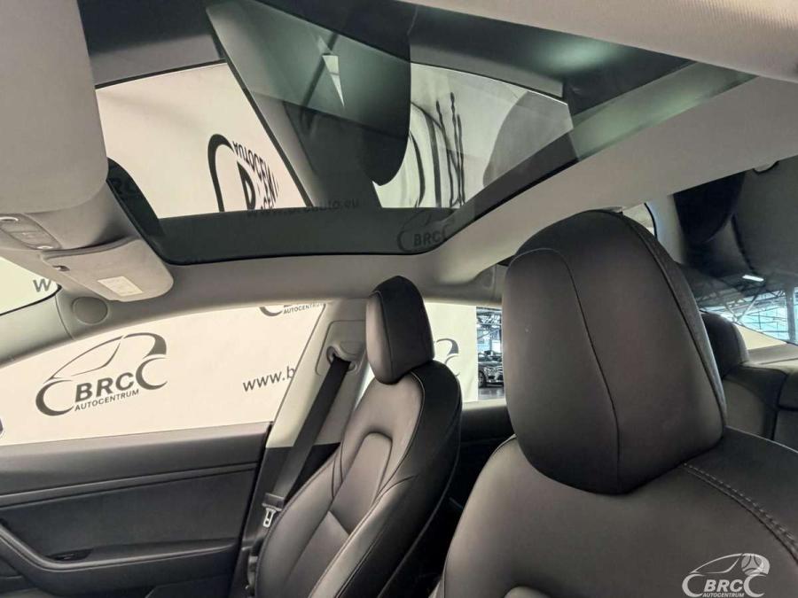 Balts Tesla Model 3 2020 Viļņa, ar dzinēja tilpumu 0.00 L un nobraukumu 172 tūkst. km par 15600 €, foto 23 vietnē AUTOMOTO.COM.LV