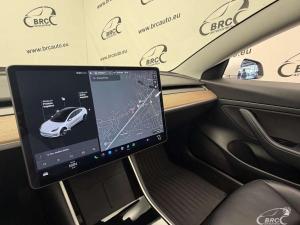 Balts Tesla Model 3 2020 Viļņa, ar dzinēja tilpumu 0.00 L un nobraukumu 172 tūkst. km par 15600 €, foto 24 vietnē AUTOMOTO.COM.LV