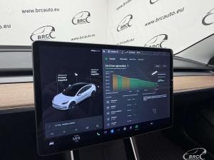 White Tesla Model 3 2020 in Vilnius, with an engine capacity of 0.00 L and mileage of 172 thousand km for 15400 €, photo 28 on AUTOMOTO.COM.LV