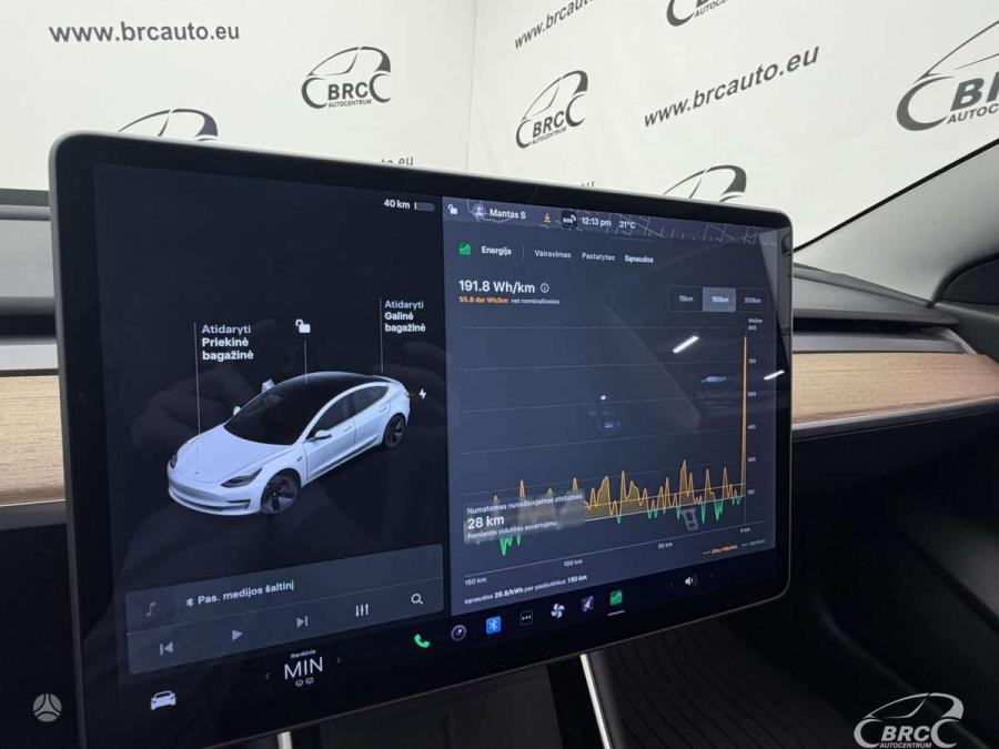 White Tesla Model 3 2020 in Vilnius, with an engine capacity of 0.00 L and mileage of 172 thousand km for 15400 €, photo 29 on AUTOMOTO.COM.LV