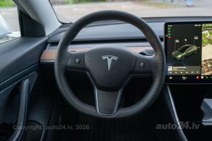 Balts Tesla Model 3 2020 Tallina, ar dzinēja tilpumu 0.00 L un nobraukumu 215 tūkst. km par 19999 €, foto 11 vietnē AUTOMOTO.COM.LV