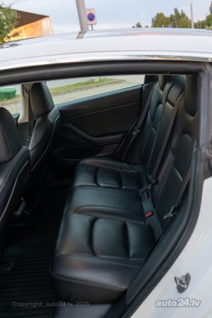 Balts Tesla Model 3 2020 Tallina, ar dzinēja tilpumu 0.00 L un nobraukumu 215 tūkst. km par 19999 €, foto 18 vietnē AUTOMOTO.COM.LV
