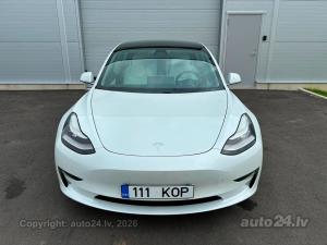 White Tesla Model 3 2020 in Viljandi, with an engine capacity of 0.00 L and mileage of 130 thousand km for 27999 €, photo  on AUTOMOTO.COM.LV