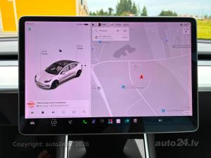White Tesla Model 3 2020 in Viljandi, with an engine capacity of 0.00 L and mileage of 130 thousand km for 27999 €, photo 18 on AUTOMOTO.COM.LV