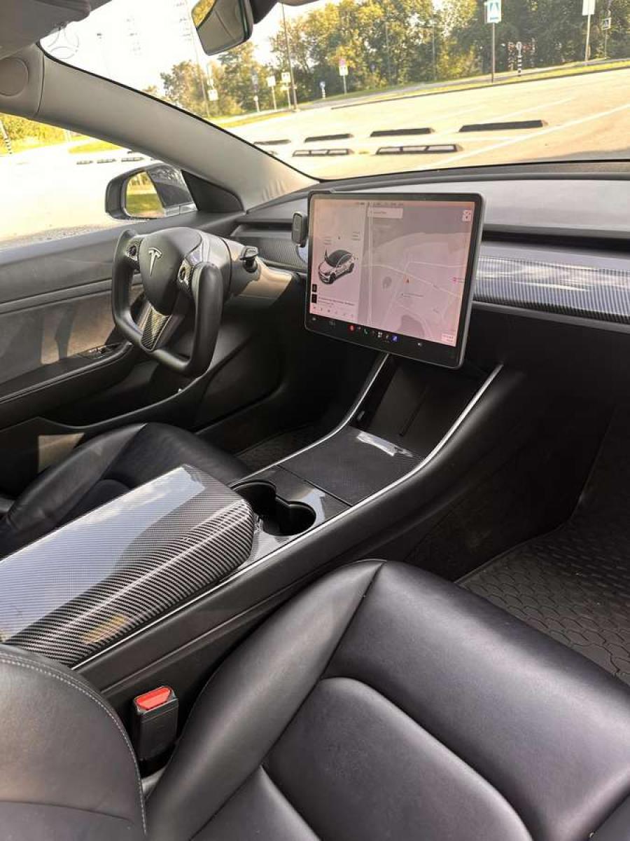 Balts Tesla Model 3 2020 Kauņa, ar dzinēja tilpumu 0.00 L un nobraukumu 117 tūkst. km par 18800 €, foto 14 vietnē AUTOMOTO.COM.LV