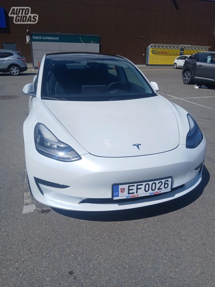 Balts Tesla Model 3 2020 Viļņa, ar dzinēja tilpumu 0.00 L un nobraukumu 239 tūkst. km par 17600 €, foto 3 vietnē AUTOMOTO.COM.LV