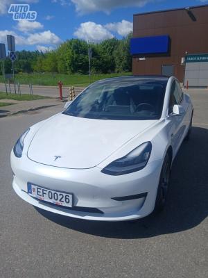 Balts Tesla Model 3 2020 Viļņa, ar dzinēja tilpumu 0.00 L un nobraukumu 239 tūkst. km par 17600 €, foto 4 vietnē AUTOMOTO.COM.LV