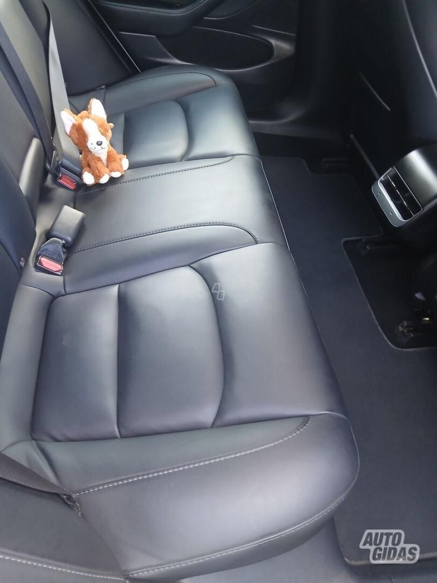 Balts Tesla Model 3 2020 Viļņa, ar dzinēja tilpumu 0.00 L un nobraukumu 239 tūkst. km par 17600 €, foto 12 vietnē AUTOMOTO.COM.LV