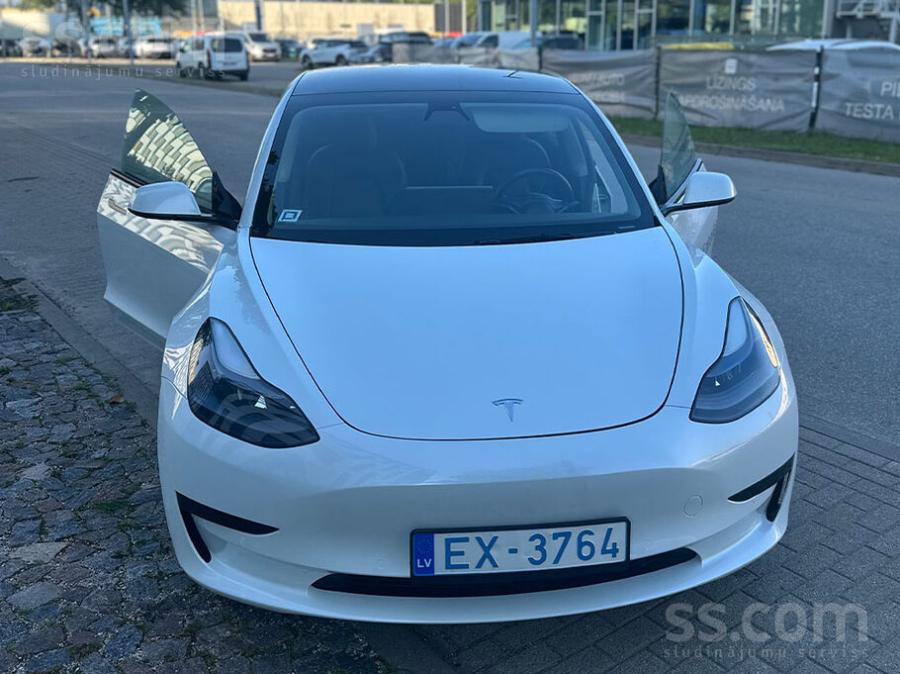 Balts Tesla Model 3 2021 Rīga, ar dzinēja tilpumu 0.00 L un nobraukumu 110 tūkst. km par 22000 €, foto 13 vietnē AUTOMOTO.COM.LV
