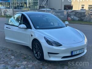 Balts Tesla Model 3 2021 Rīga, ar dzinēja tilpumu 0.00 L un nobraukumu 110 tūkst. km par 22000 €, foto 14 vietnē AUTOMOTO.COM.LV