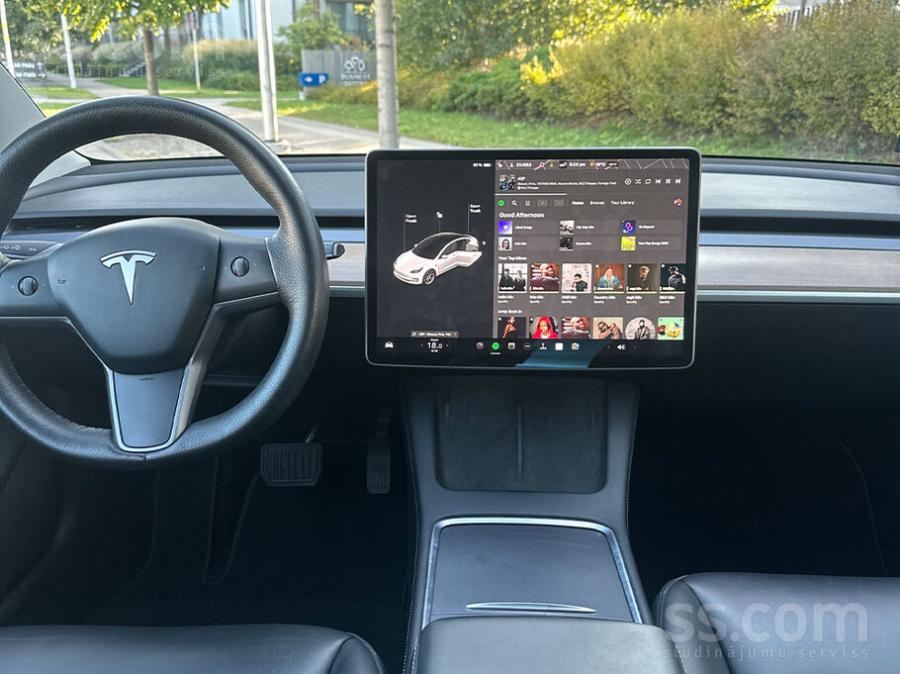 Balts Tesla Model 3 2021 Rīga, ar dzinēja tilpumu 0.00 L un nobraukumu 110 tūkst. km par 22000 €, foto 20 vietnē AUTOMOTO.COM.LV