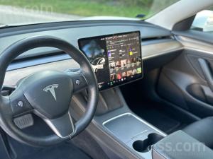 Balts Tesla Model 3 2021 Rīga, ar dzinēja tilpumu 0.00 L un nobraukumu 110 tūkst. km par 22000 €, foto 23 vietnē AUTOMOTO.COM.LV