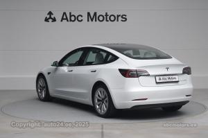 Balts Tesla Model 3 2021 Tallina, ar dzinēja tilpumu 0.00 L un nobraukumu 56 tūkst. km par 29900 €, foto 6 vietnē AUTOMOTO.COM.LV