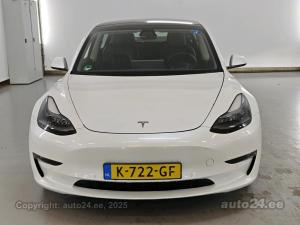 White Tesla Model 3 2021 in Viljandi, with an engine capacity of 0.00 L and mileage of 114 thousand km for 25800 €, photo 2 on AUTOMOTO.COM.LV