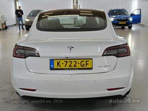 White Tesla Model 3 2021 in Viljandi, with an engine capacity of 0.00 L and mileage of 114 thousand km for 25800 €, photo 5 on AUTOMOTO.COM.LV