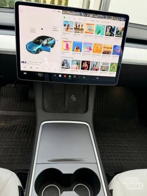 Balts Tesla Model 3 2021 Viļņa, ar dzinēja tilpumu 0.00 L un nobraukumu 93 tūkst. km par 23999 €, foto 14 vietnē AUTOMOTO.COM.LV