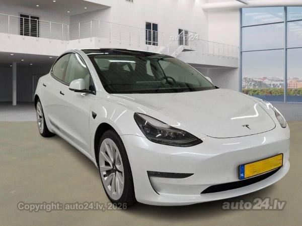 White Tesla Model 3 2021 in Tallinn, with an engine capacity of 0.00 L and mileage of 141 thousand km for 23900 €, photo 1 on AUTOMOTO.COM.LV