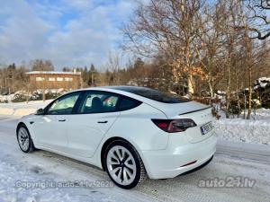 Balts Tesla Model 3 2021 Tallina, ar dzinēja tilpumu 0.00 L un nobraukumu 140 tūkst. km par 23900 €, foto 8 vietnē AUTOMOTO.COM.LV