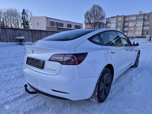 Balts Tesla Model 3 2021 Mažeikiai, ar dzinēja tilpumu 0.00 L un nobraukumu 152 tūkst. km par 14900 €, foto 4 vietnē AUTOMOTO.COM.LV