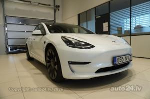 White Tesla Model 3 2021 in Tallinn, with an engine capacity of 0.00 L and mileage of 103 thousand km for 24500 €, photo 4 on AUTOMOTO.COM.LV