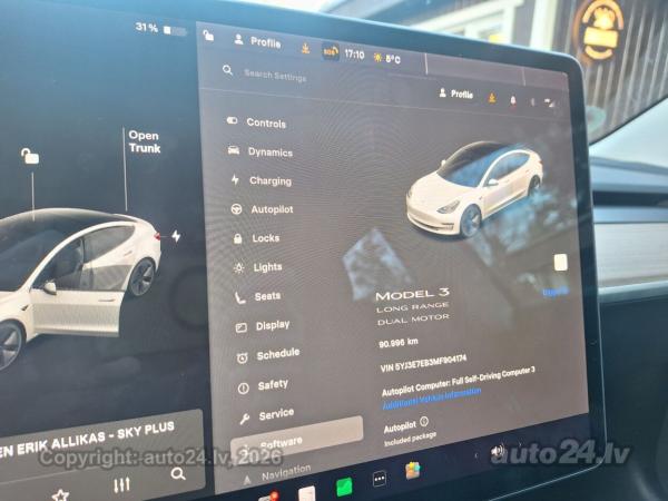Balts Tesla Model 3 2021 Tallina, ar dzinēja tilpumu 0.00 L un nobraukumu 92 tūkst. km par 25000 €, foto 7 vietnē AUTOMOTO.COM.LV