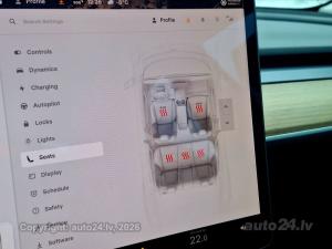 Balts Tesla Model 3 2021 Tallina, ar dzinēja tilpumu 0.00 L un nobraukumu 117 tūkst. km par 25000 €, foto 17 vietnē AUTOMOTO.COM.LV