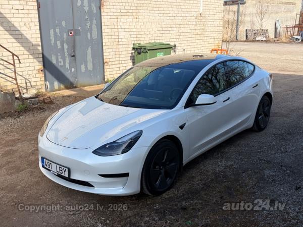 Balts Tesla Model 3 2021 Tallina, ar dzinēja tilpumu 0.00 L un nobraukumu 100 tūkst. km par 22500 €, foto 6 vietnē AUTOMOTO.COM.LV