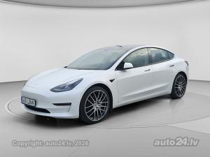 Balts Tesla Model 3 2021 Tallina, ar dzinēja tilpumu 0.00 L un nobraukumu 61 tūkst. km par 29790 €, foto  vietnē AUTOMOTO.COM.LV