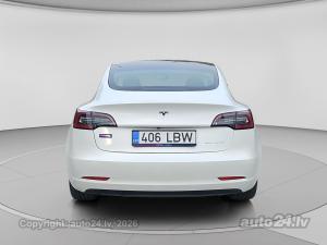 Balts Tesla Model 3 2021 Tallina, ar dzinēja tilpumu 0.00 L un nobraukumu 61 tūkst. km par 29790 €, foto 5 vietnē AUTOMOTO.COM.LV