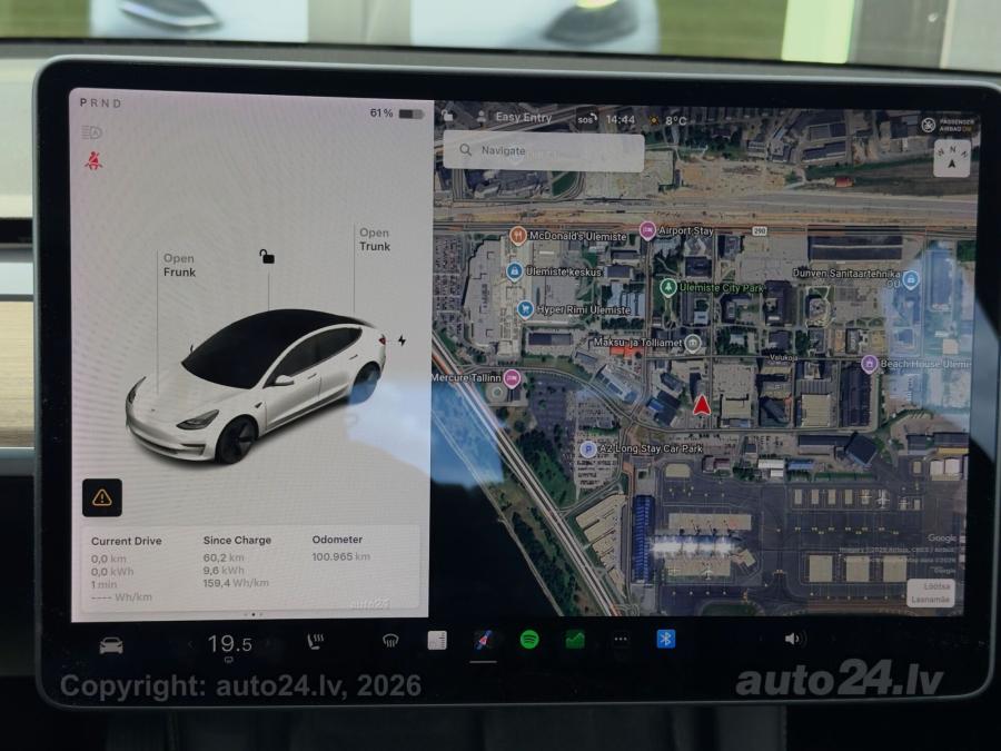 Белый Тесла Модель 3 2021 в Таллин, объемом двигателя 0.00 л и пробегом 101 тыс. км за 23990 €, фото 19 на AUTOMOTO.COM.LV
