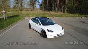 Белый Тесла Модель 3 2021 в Таллин, объемом двигателя 0.00 л и пробегом 102 тыс. км за 27500 €, фото  на AUTOMOTO.COM.LV