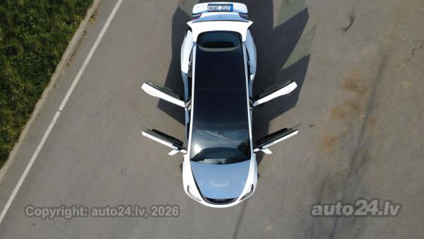 Белый Тесла Модель 3 2021 в Таллин, объемом двигателя 0.00 л и пробегом 102 тыс. км за 27500 €, фото 3 на AUTOMOTO.COM.LV